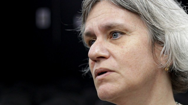 Não voltar, recriar a Escola - Centro de Referências em Educação Integral