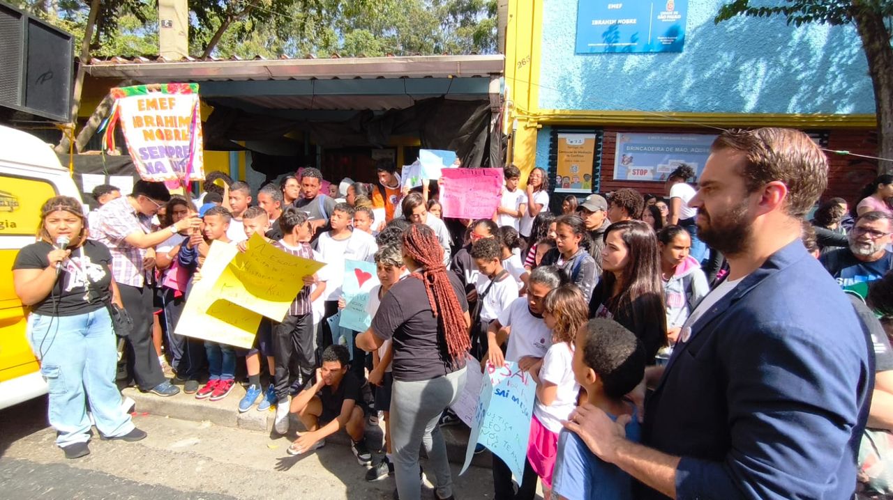 Critério de escolha de diretores afastados em SP foi tecnicamente ...